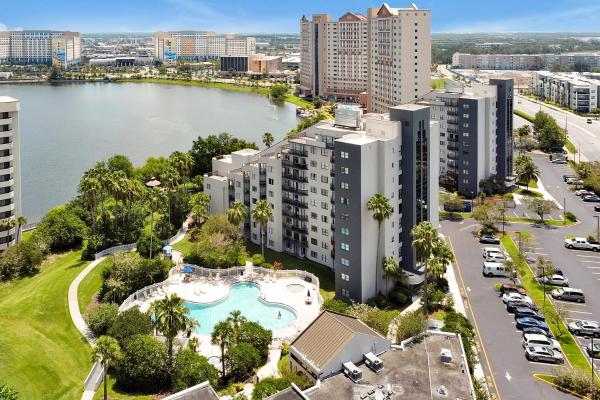 Cozy Condo On International Dr. Near Universal Studios - Disaster!, Orlando