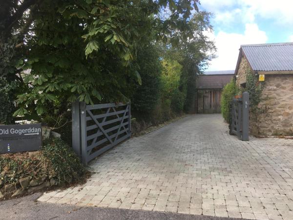 Chestnut,1 Bedroom Loft Apartment With Wood Burner - Aberporth