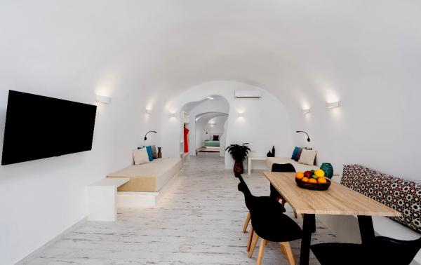 Avenoir 1bedroom Luxury Cave Villa - Santorini