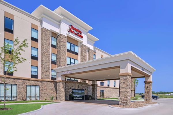 Hampton Inn And Suites Altoona-des Moines By Hilton - Des Moines, IA