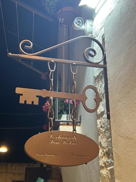 Le Chiavi Di San Pietro - Noci