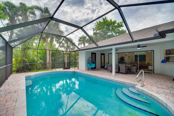 'Casa Blanco' Escape W/ Fire Pit In Sebastian! - Sebastian, FL