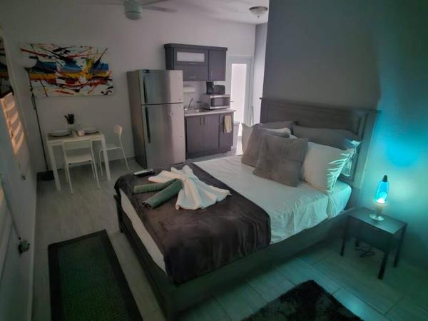 Urban Lodgings One @ Roosevelt 457 - San Juan, Puerto Rico