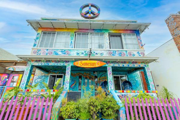 Samesun Ocean Beach Hotel & Hostel - San Diego, CA