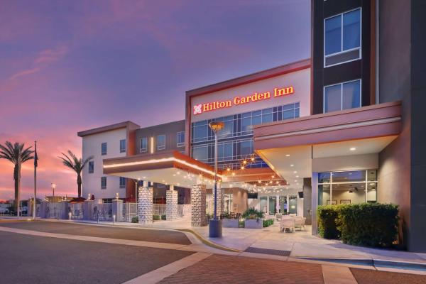 Hilton Garden Inn Chandler Downtown - Gilbert, AZ