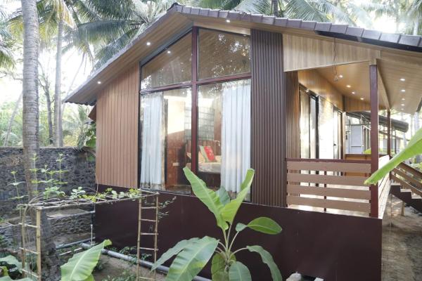 Seaswan Resort - Alibag