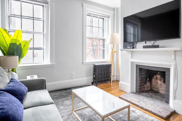Gorgeous Beacon Hill 1br Nr Ma State House Bos-234 - Boston, MA