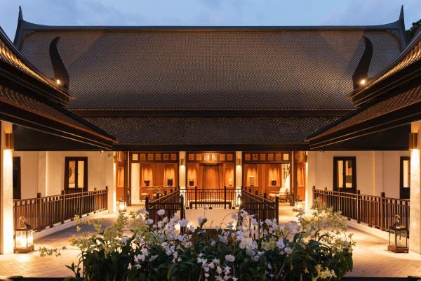 Siri Sala Private Thai Villa - Bangkok Noi