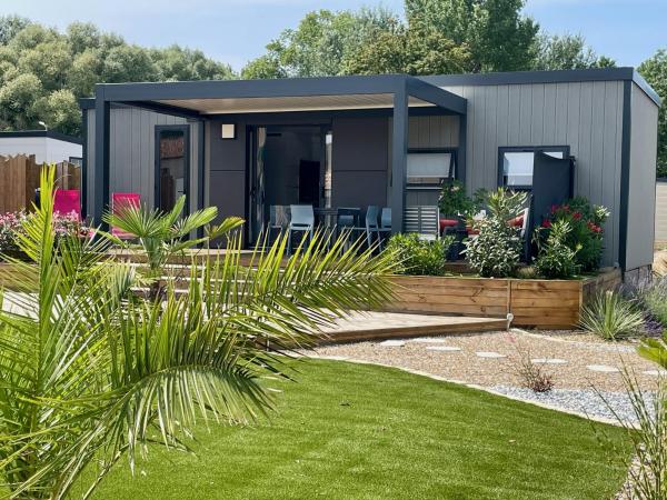 Charming Ecolodge With Heated Pool In Charente-maritime - Les Mathes