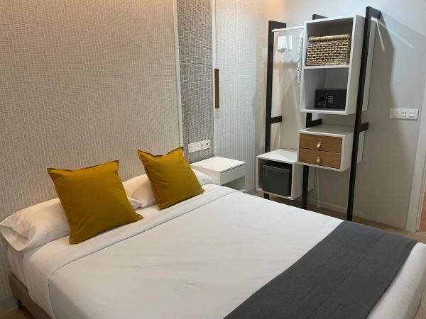 Apartamentos Turísticos Castilnovo - Conil de la Frontera