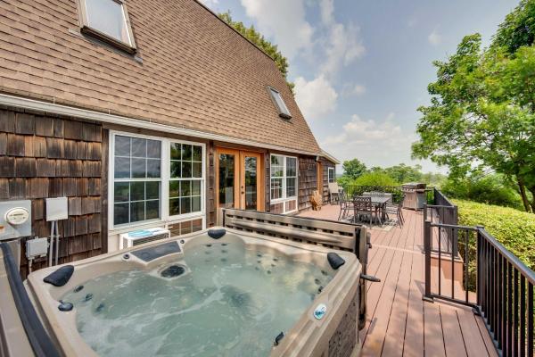 Rural Dutch Country Retreat - Private Hot Tub - Liverpool, PA