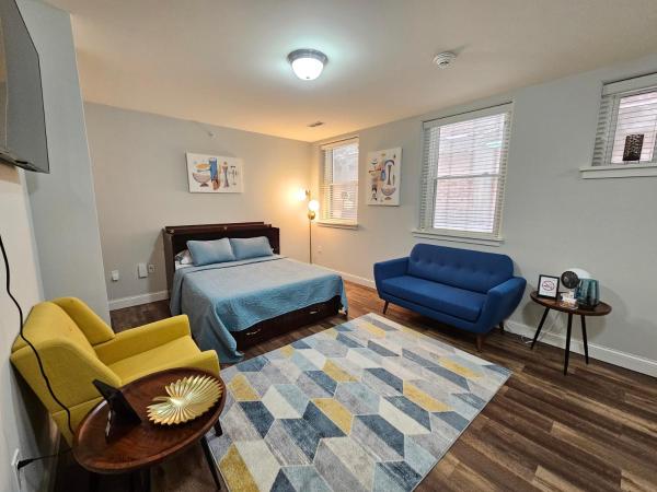 Cozy Studio At The Historic Inman - Urbana, IL