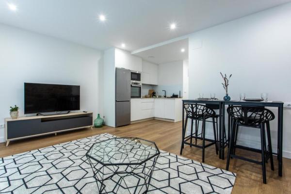 Zalaeta Playa Apartments - La Coruña