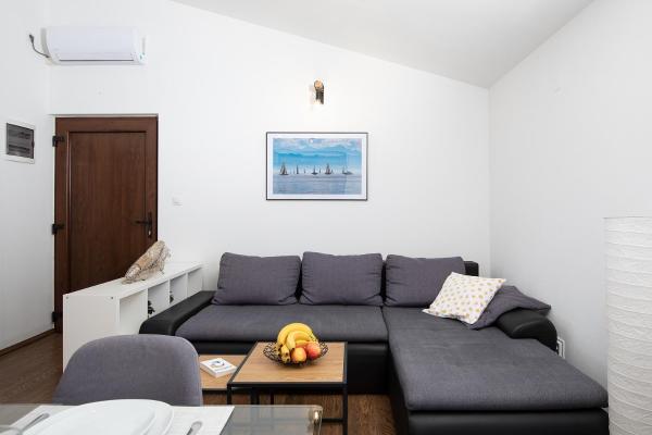 Pula Apartment Near City Centre - Pula