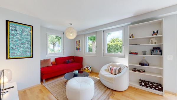 Spacious Studio In A Quiet Area Of Sierre - Sierre