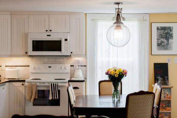 Wine Country 4 Bedrooms - Prince Edward