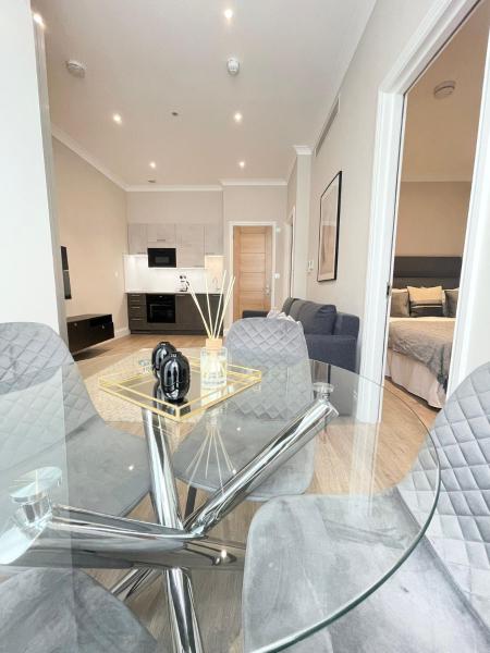 Cleveland Residences Chelsea - Surbiton