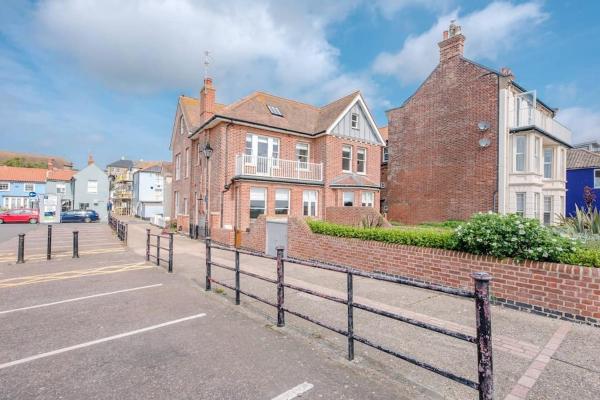 Lyndhurst, Aldeburgh - Aldeburgh