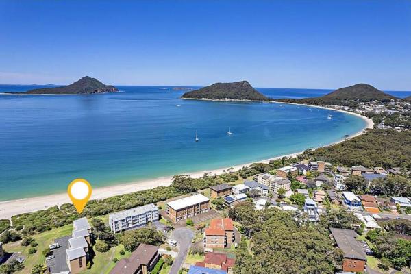 'Serenity Now' Shoal Bay Beach Front With All Linen, Wifi And Air Con - Nelson Bay