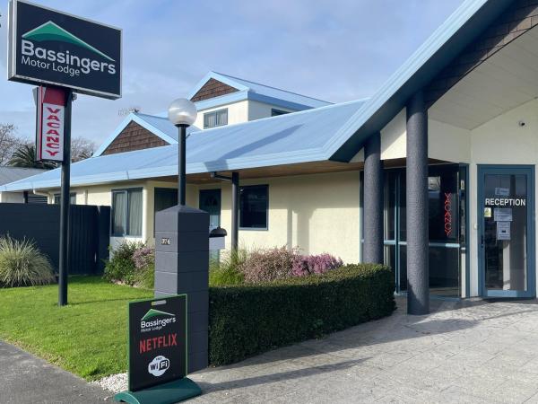 Bassingers Motor Lodge - Levin