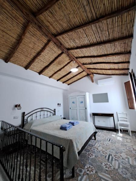 Sa Domu Antiga - Casa Indipendente In Centro Storico - Tortolì