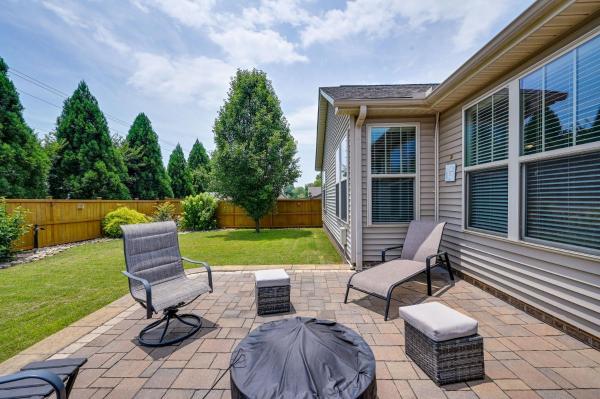 Cozy South Carolina Retreat With Patio And Fireplace! - City View