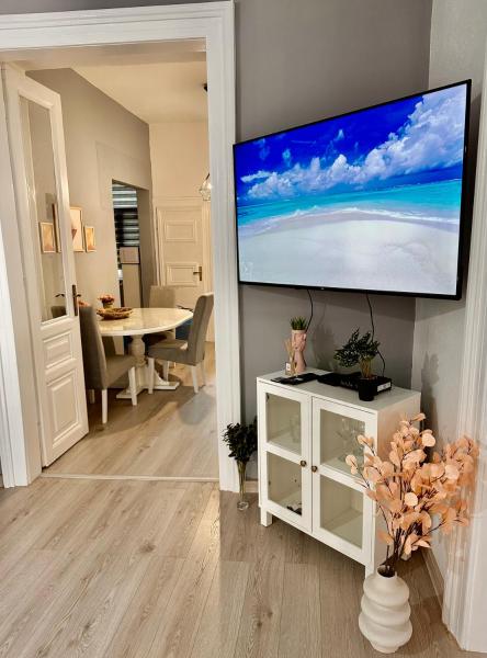 Garden City Center Apartment - Sarajevo