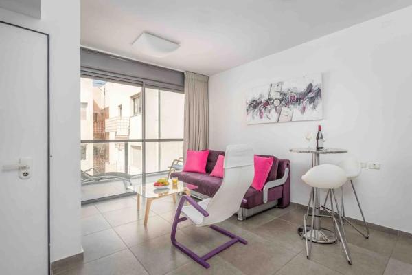 New Cosy 2br And Parking By Banana Beach - Tel Aviv-Yafo