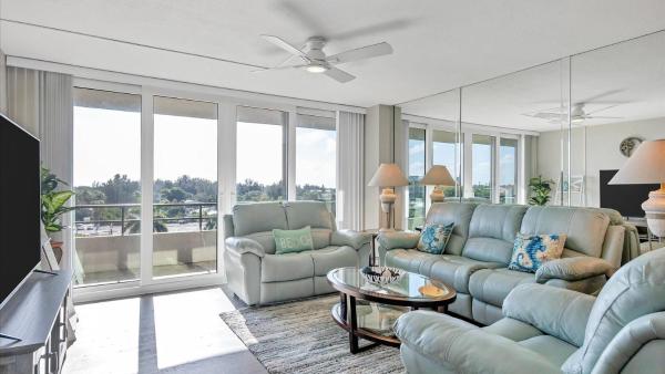 6415 Midnight Pass #605 - Siesta Key, FL