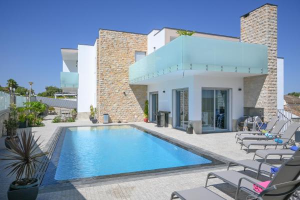 Villa Luz 37 - Jacuzzi Terrace & Swimming Pool - Albufeira