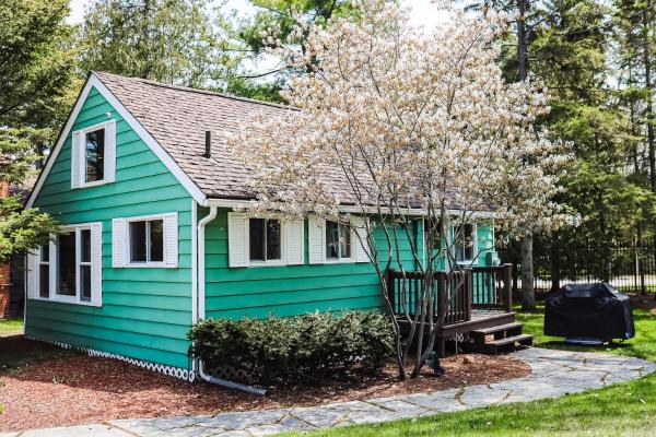 Fiddlers Green Cottage Two - Wasaga Beach