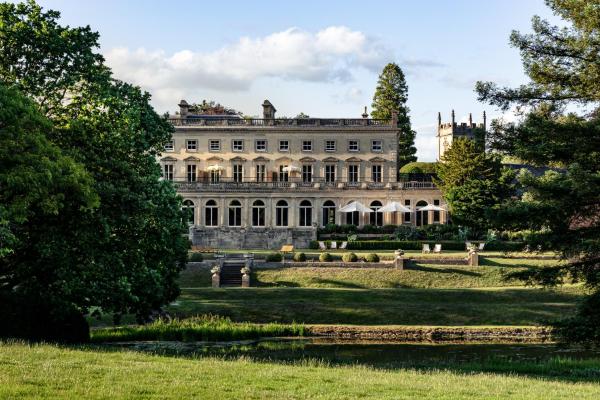 Cowley Manor Experimental - Painswick