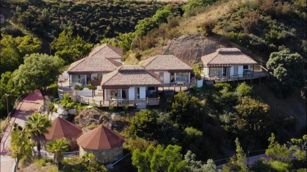 Hotel Selwo Lodge - Animal Park Tickets Included - Costa del Sol