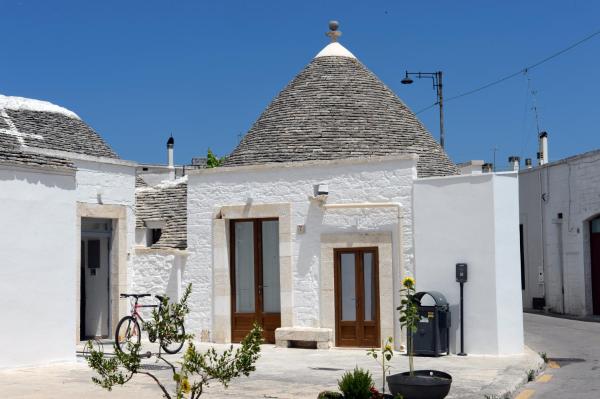 Trullo Vino & Amore - Alberobello