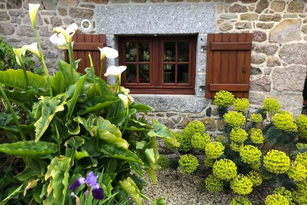 Petit Cocoon Au Calme Proche De La Mer - Trélévern