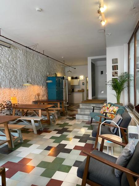 Amazigh Hostel Ensuite Rooms & Dorms With Self-catering Kitchen - Odeceixe