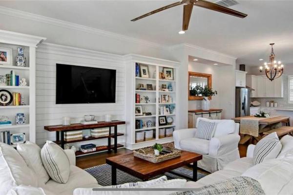 Luxurious Modern Townhouse Right Across Beach!! Table Tennis - Madeira Beach, FL