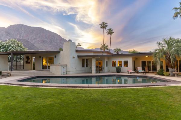 Poolside Splendor! Spacious De Anza Golf Club Home - Borrego Springs, CA