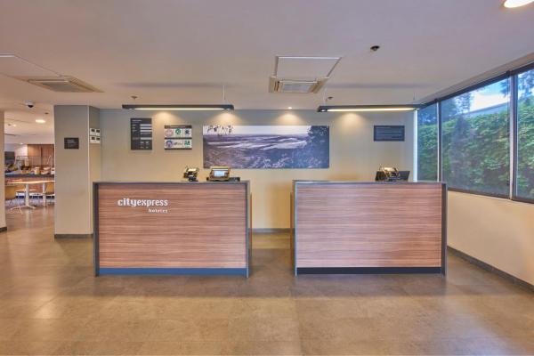 City Express By Marriott Saltillo Norte - サルティヨ