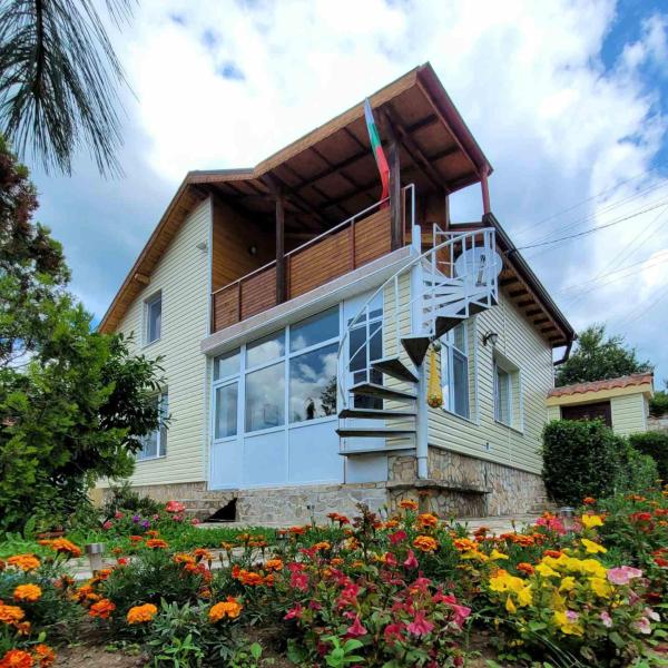 Вила Виктория - Rose Valley