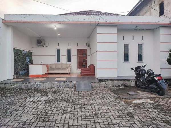 Reddoorz Syariah Near Kantor Gubernur Jambi - Jambi