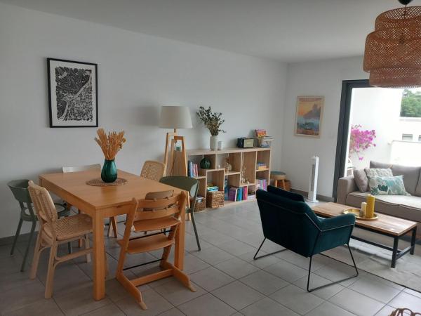 Superbe Appartement En Résidence Proche Du Centre - Bayona, Francia