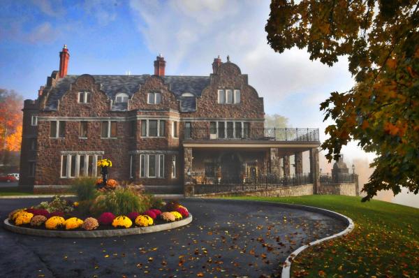 The Inn At Erlowest - Bolton Landing, NY