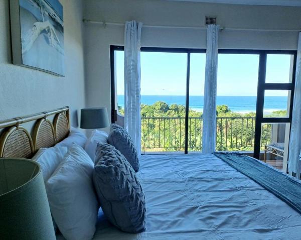 8 Eden Palms, Palm Beach - Port Edward