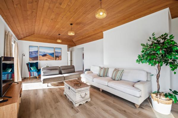 Family Perfect - Xmas Bliss, Secure Yard, Arcade - Rotorua