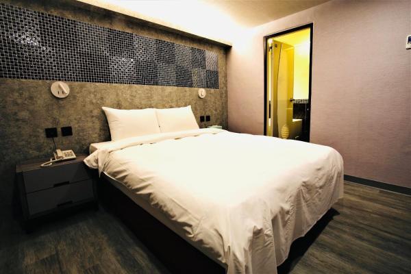 Golden Home Hotel - Wanhua District