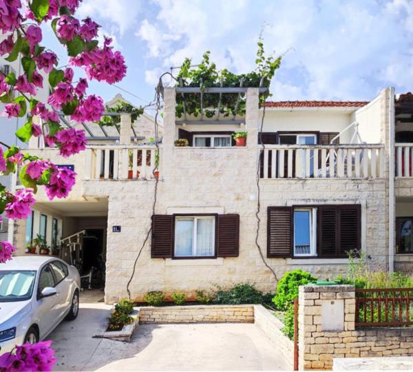 Apartments Klara - Supetar