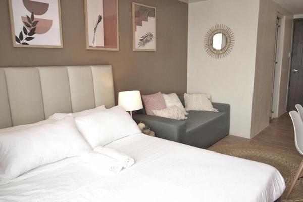 Quince Studio W/ Balcony Orochi Staycation Ph At Loop Tower Cdo - Cagayan de Oro