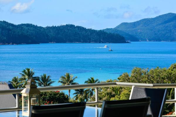 Poinciana Lodges - Ocean Views - Hamilton Island