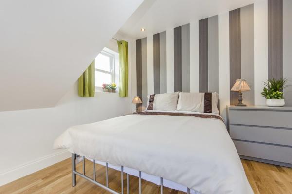 Grand Apartments Fulham Palace - Surbiton
